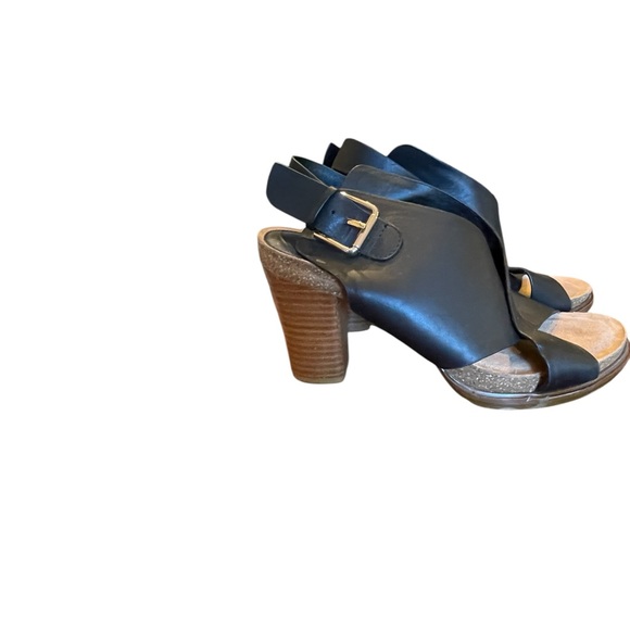 Sofft | Shoes | Sofft Womens Leather Vamp Strap Sling Back Sandals Size ...